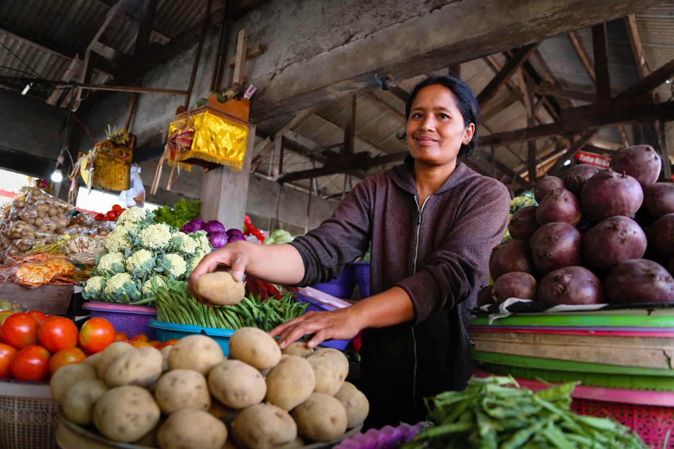 Markets in Bali | THE THING WITH FEATHERS